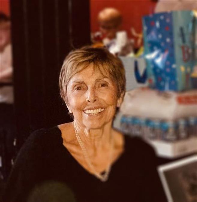 Mary Reynolds Obituary - Simsbury, CT | Vincent Funeral Home